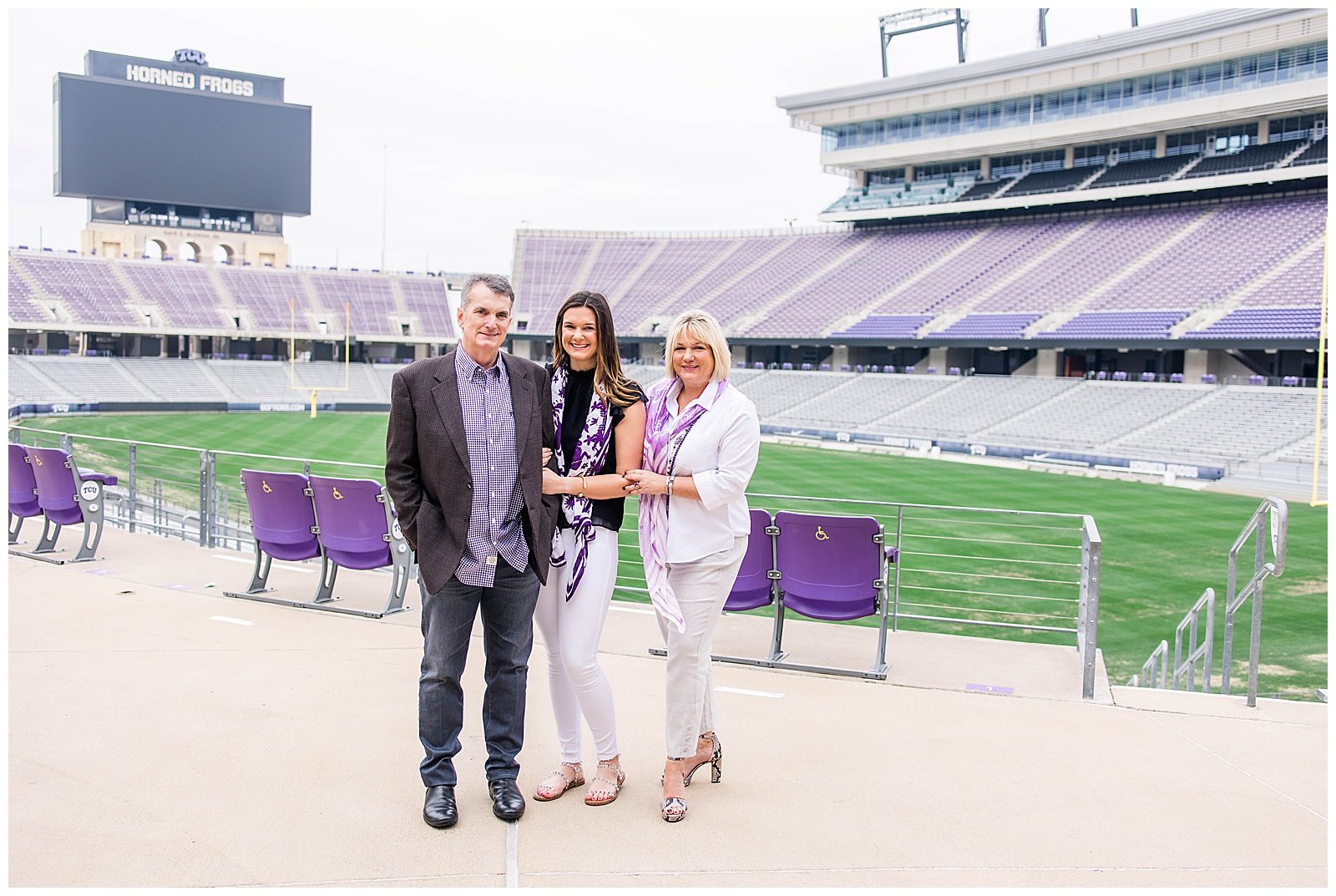 TCU Senior Family Photos | Grace Poimbouef - Square 8 Studio Blog